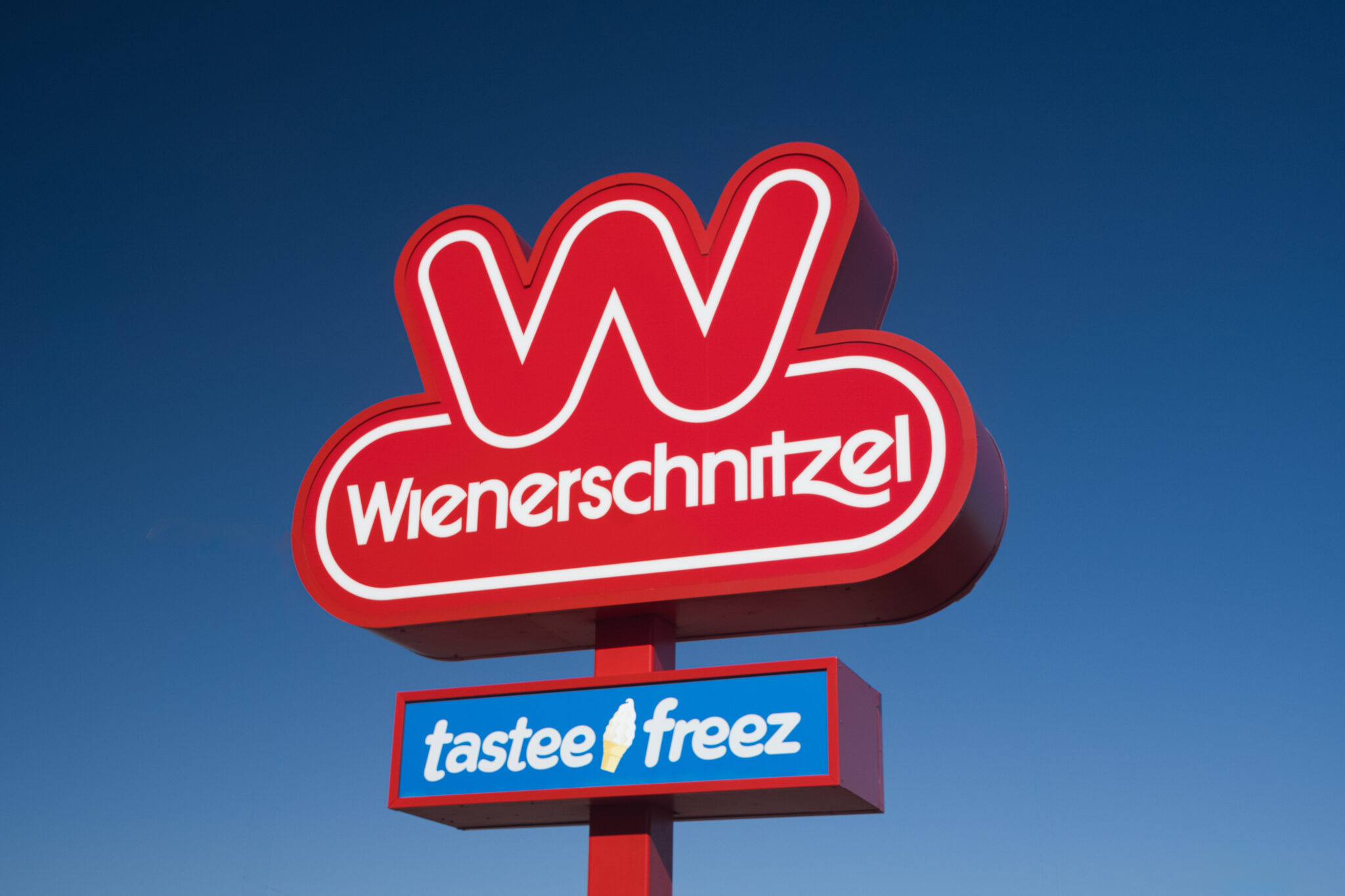 Franquicia de hot dogs llega a los supermercados de Walmart - Guía de ...